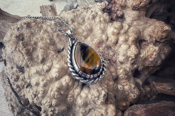 Pendants – Fortunate Wanderer